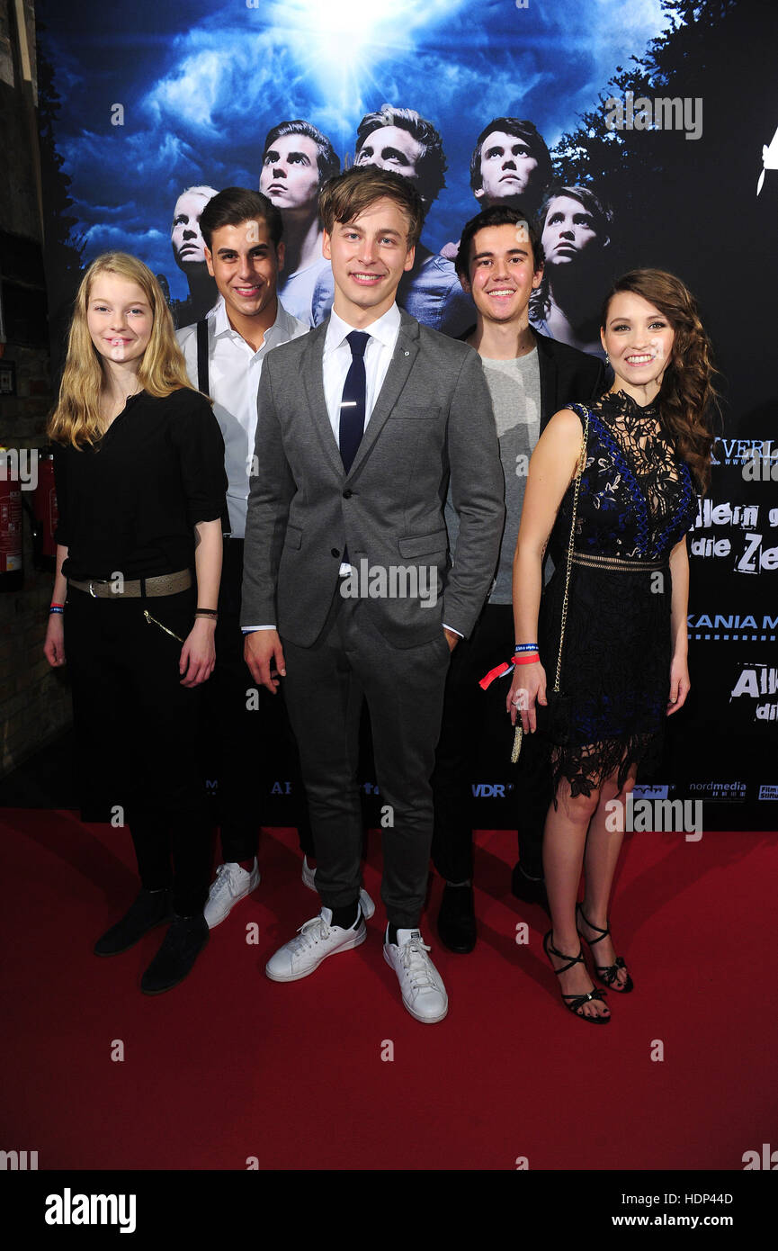 Timmi trinks hi-res stock photography and images - Alamy