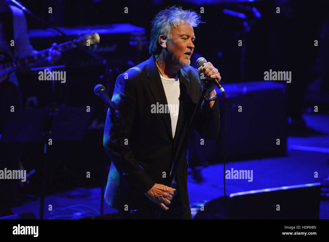 Musicians perform a charity music tribute to the late Cream bassist ...