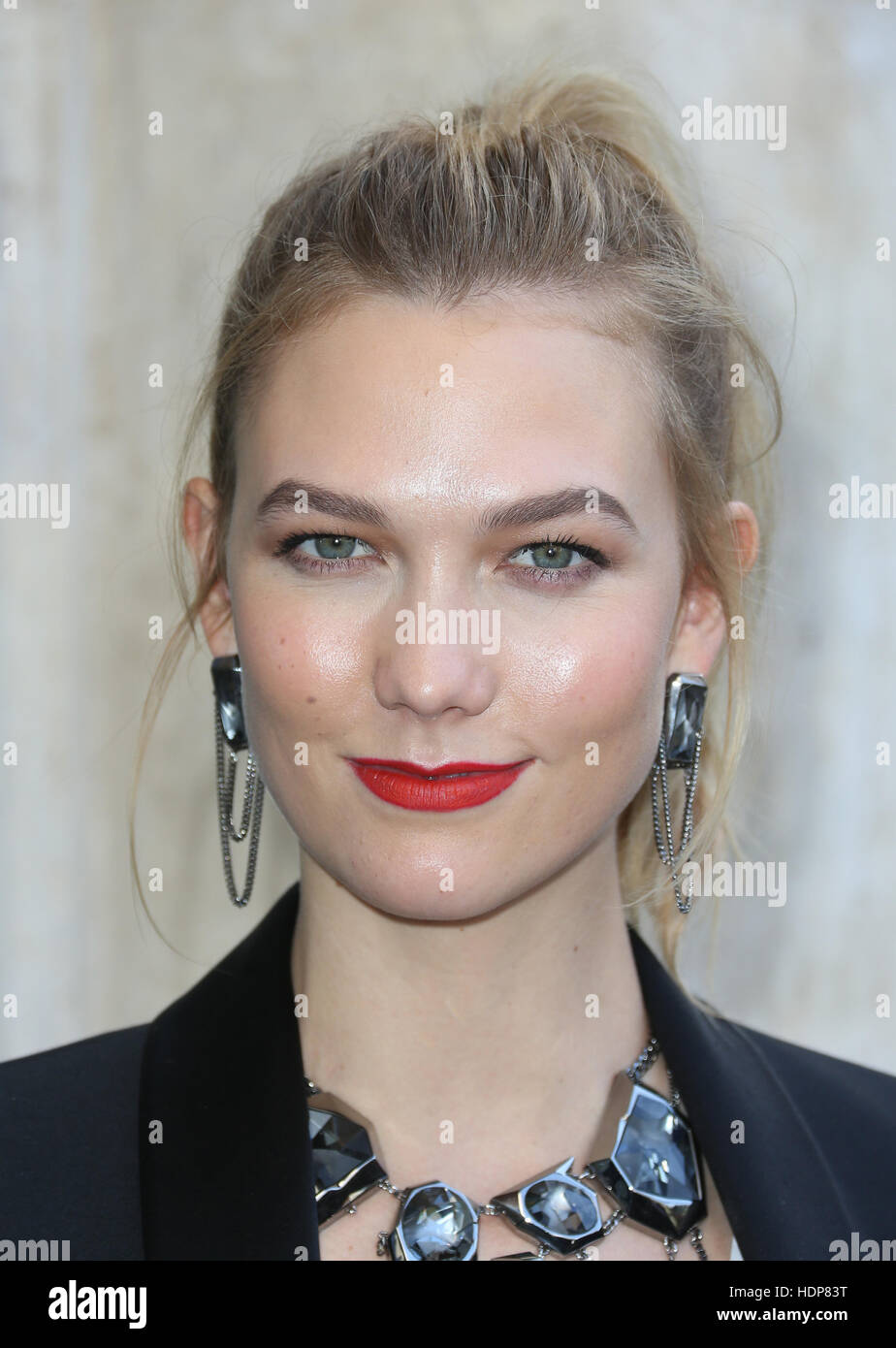 Karlie Kloss makes an in-store appearance at Swarovski Featuring ...