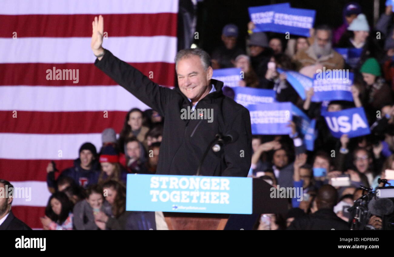 Democratic presidential nominee Hillary Clinton and vice presidential ...