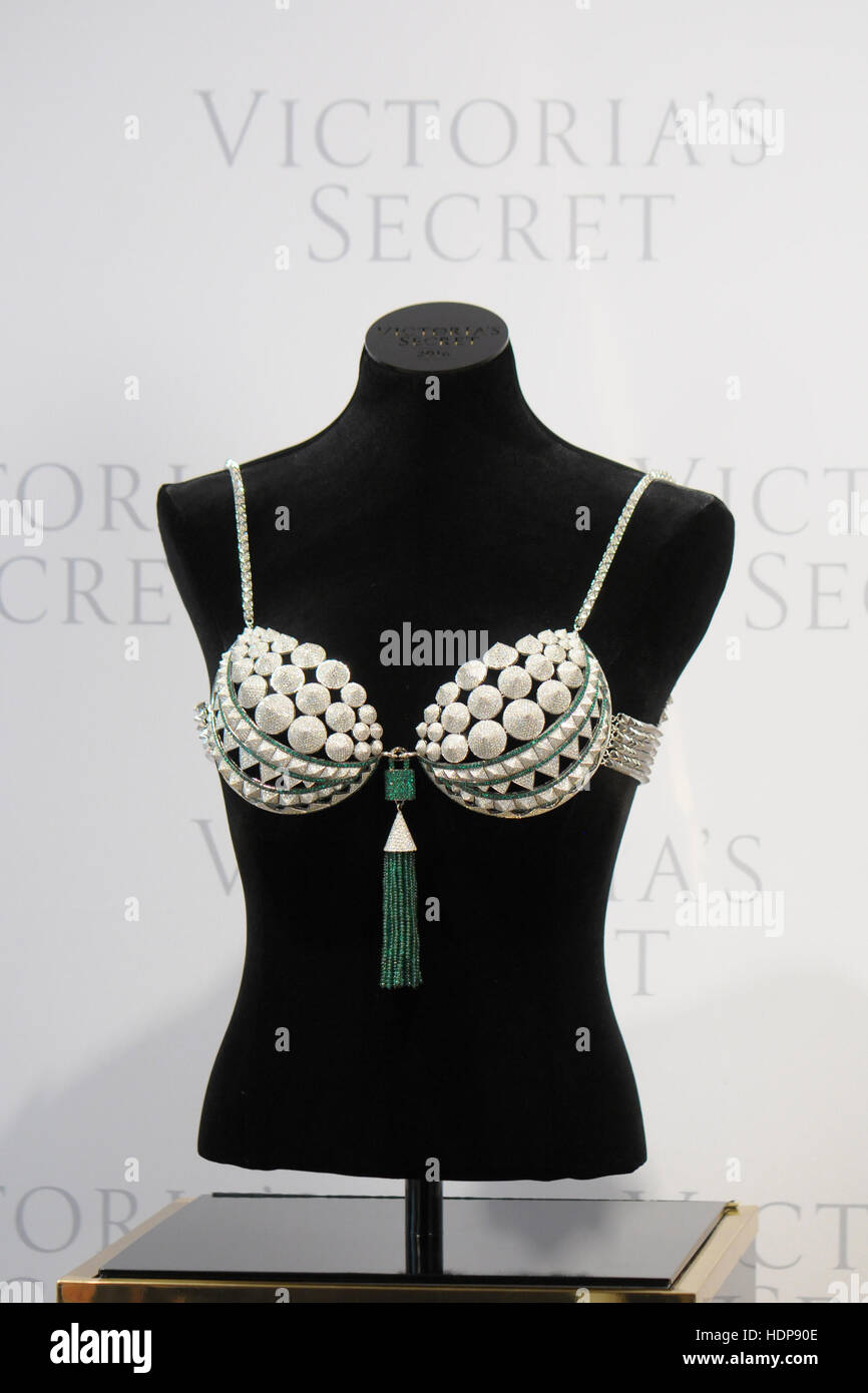 Victoria's Secret Reveals The 2016 Bright Night Fantasy Bra at Victoria ...