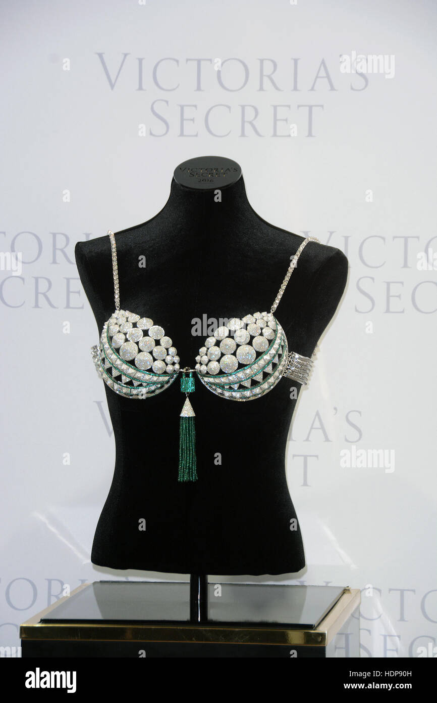 Victoria's Secret Reveals The 2016 Bright Night Fantasy Bra at Victoria ...
