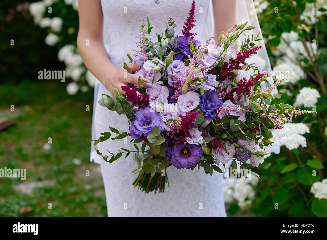 Beautiful women holding colorful hi-res stock photography and images ...