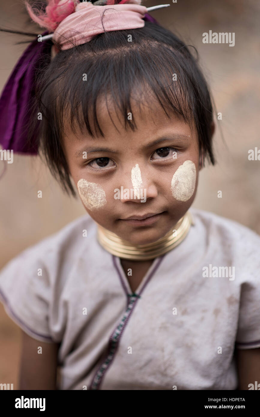 Kayan girl portrait hi-res stock photography and images - Alamy
