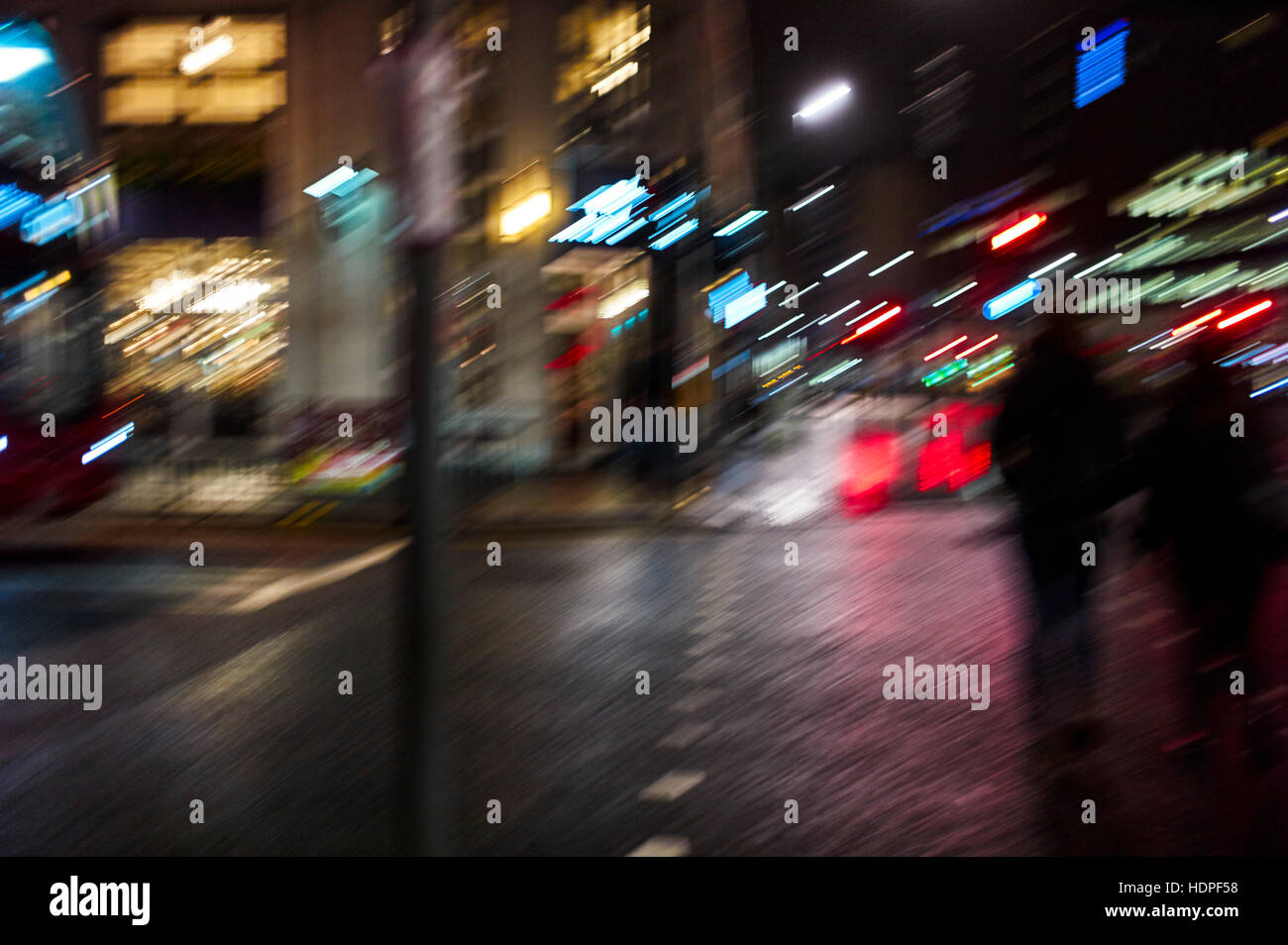 Movement in figures hi-res stock photography and images - Alamy