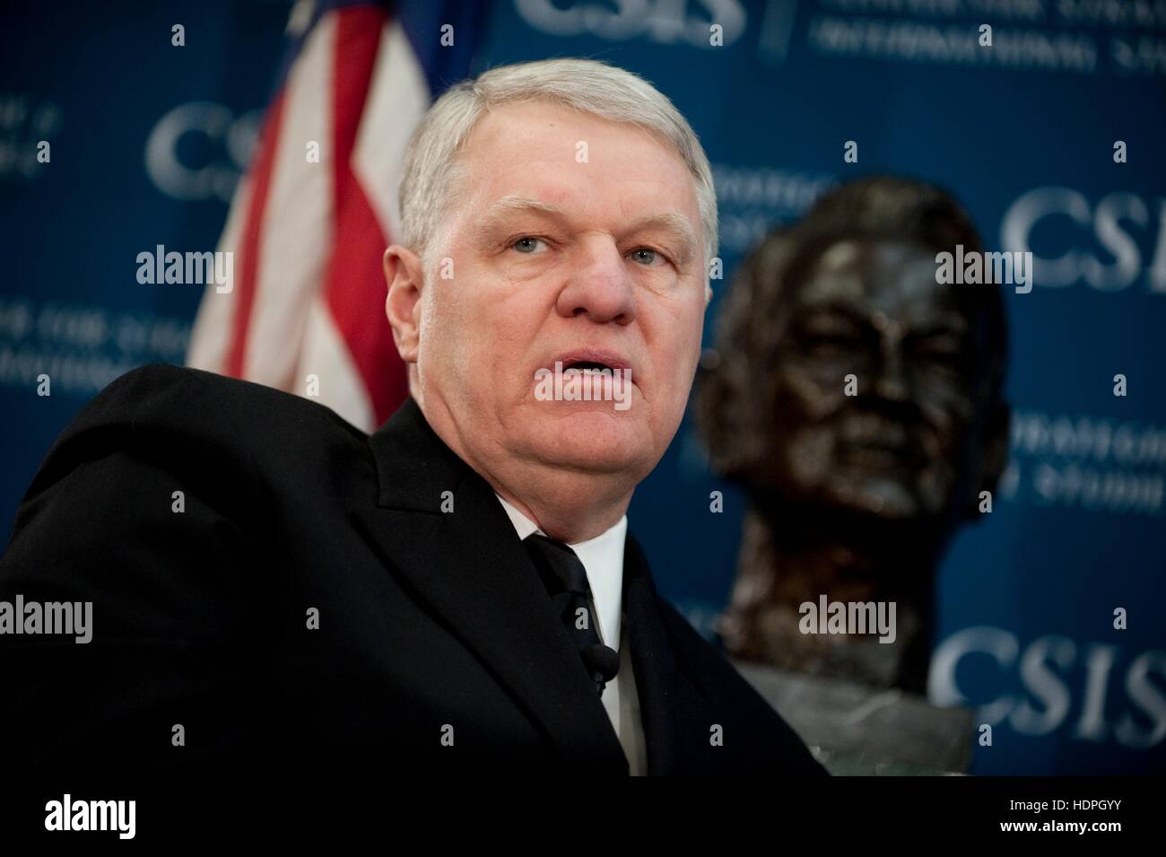 Admiral gary roughead hi-res stock photography and images - Alamy