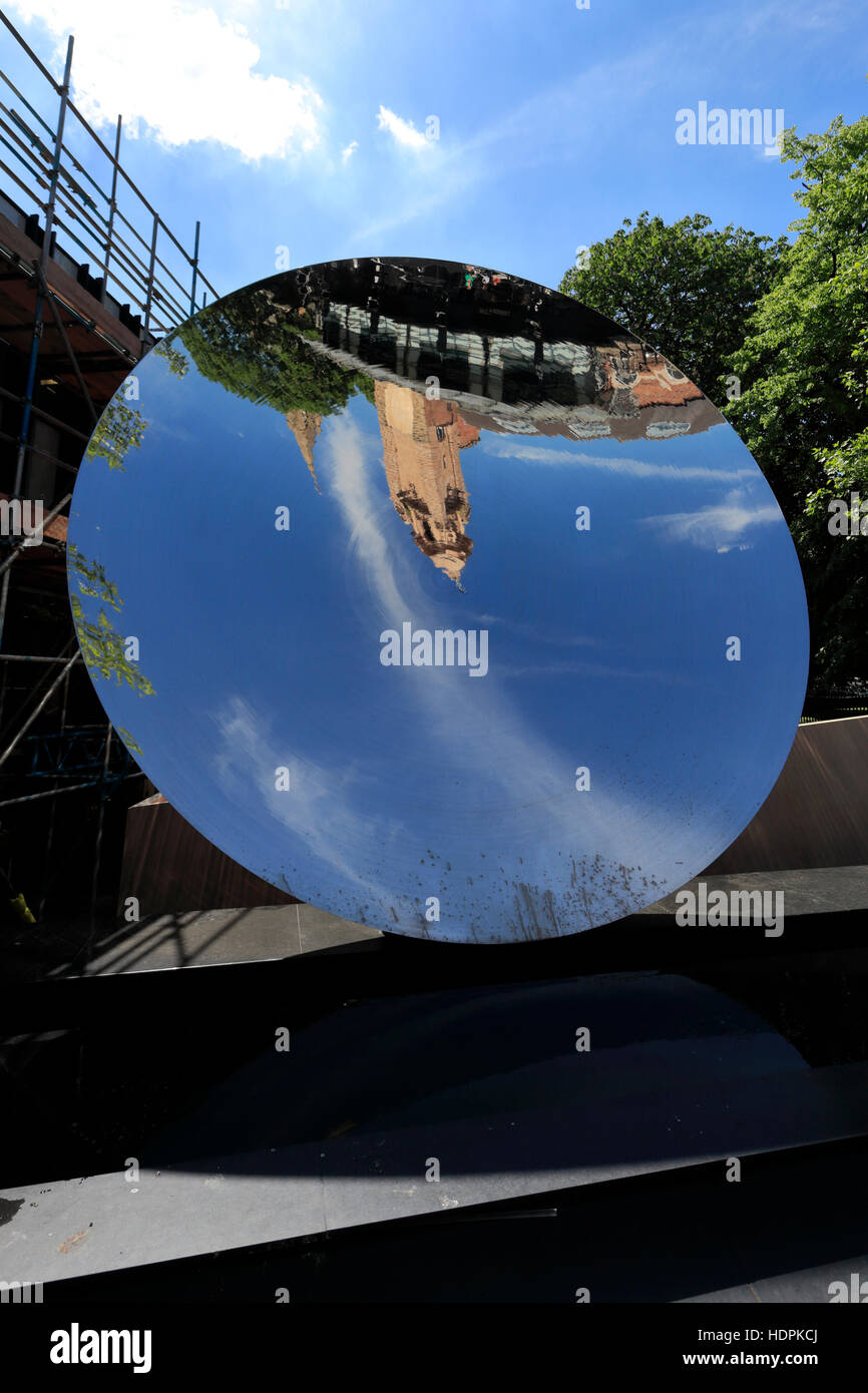 Nottingham sky mirror hi-res stock photography and images - Alamy