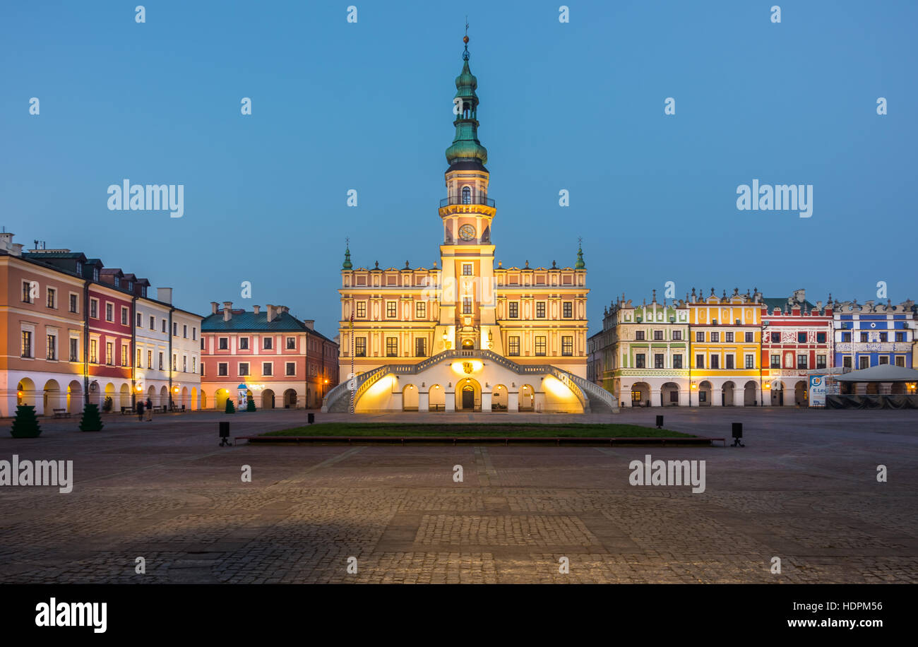 Zamosc market hi-res stock photography and images - Alamy