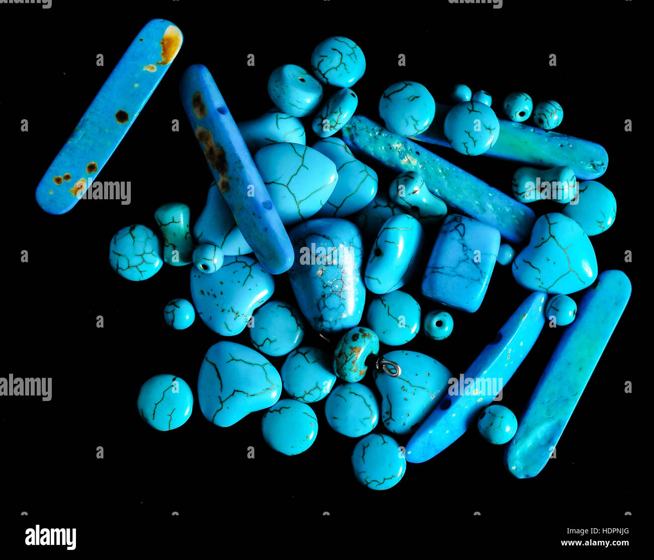 Blue howlite hi-res stock photography and images - Alamy