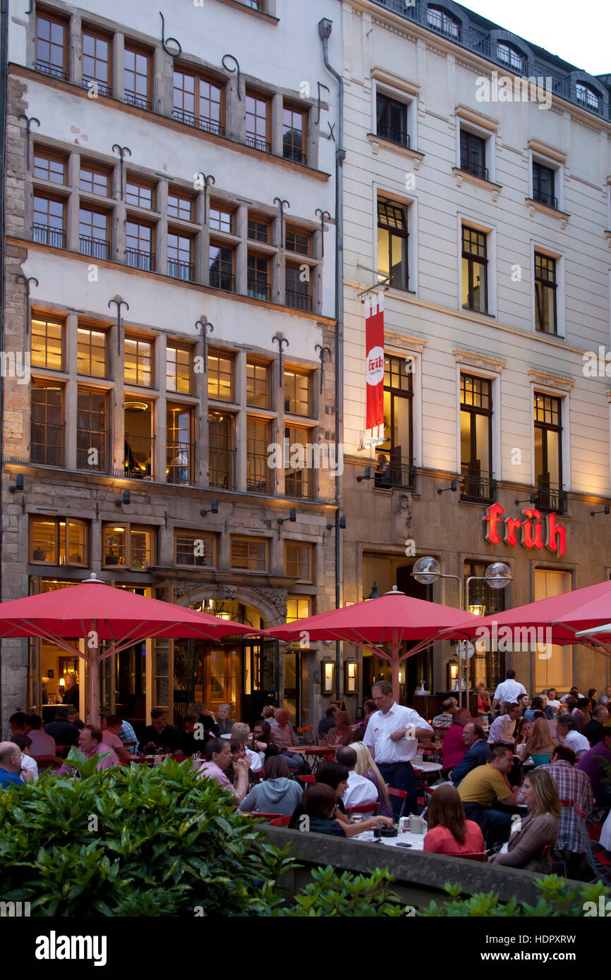 Europe, Germany, Cologne, brewery pub Frueh near the Cathedral Stock ...