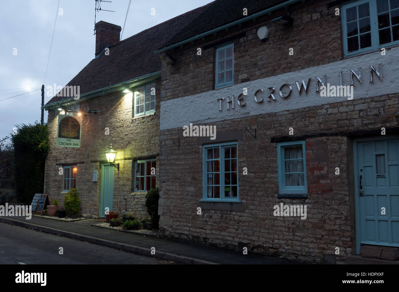 The Crown Inn, Harbury, Warwickshire, England, UK Stock Photo - Alamy