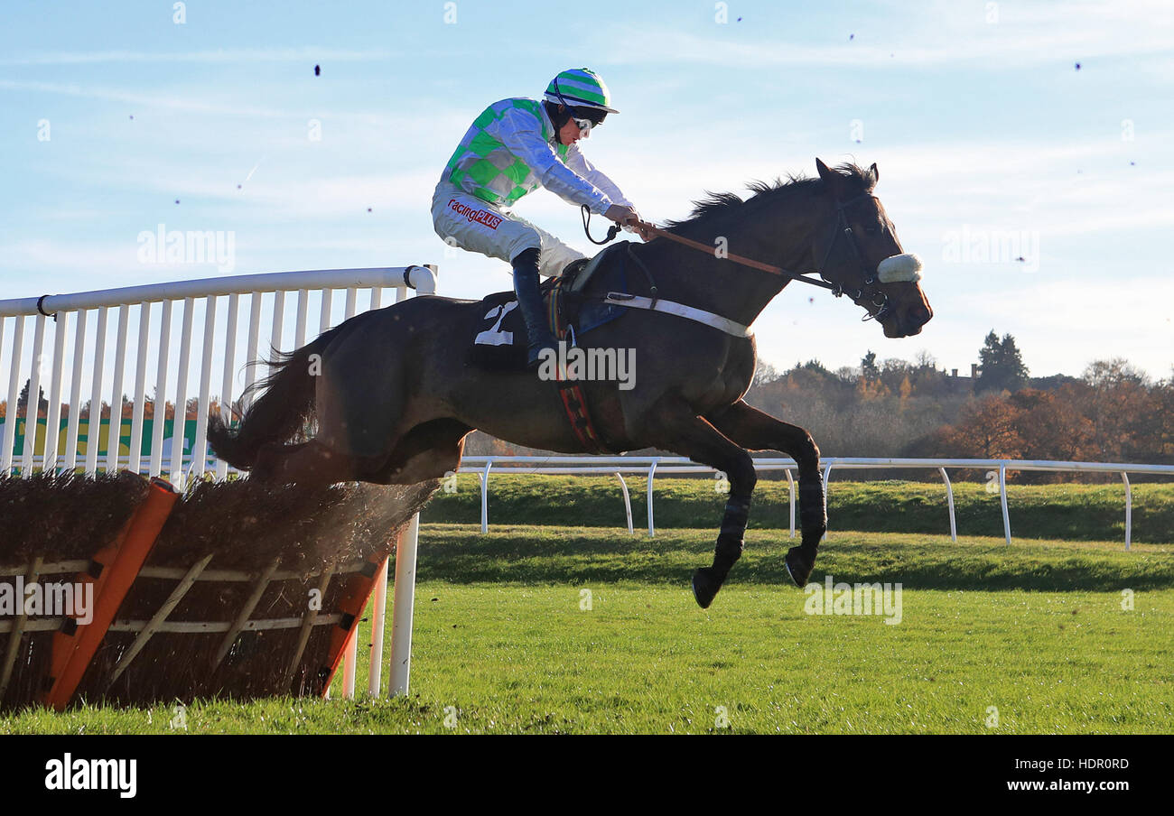 Boudry ridden by jockey Gavin Sheehan during the bet365 'National Hunt ...