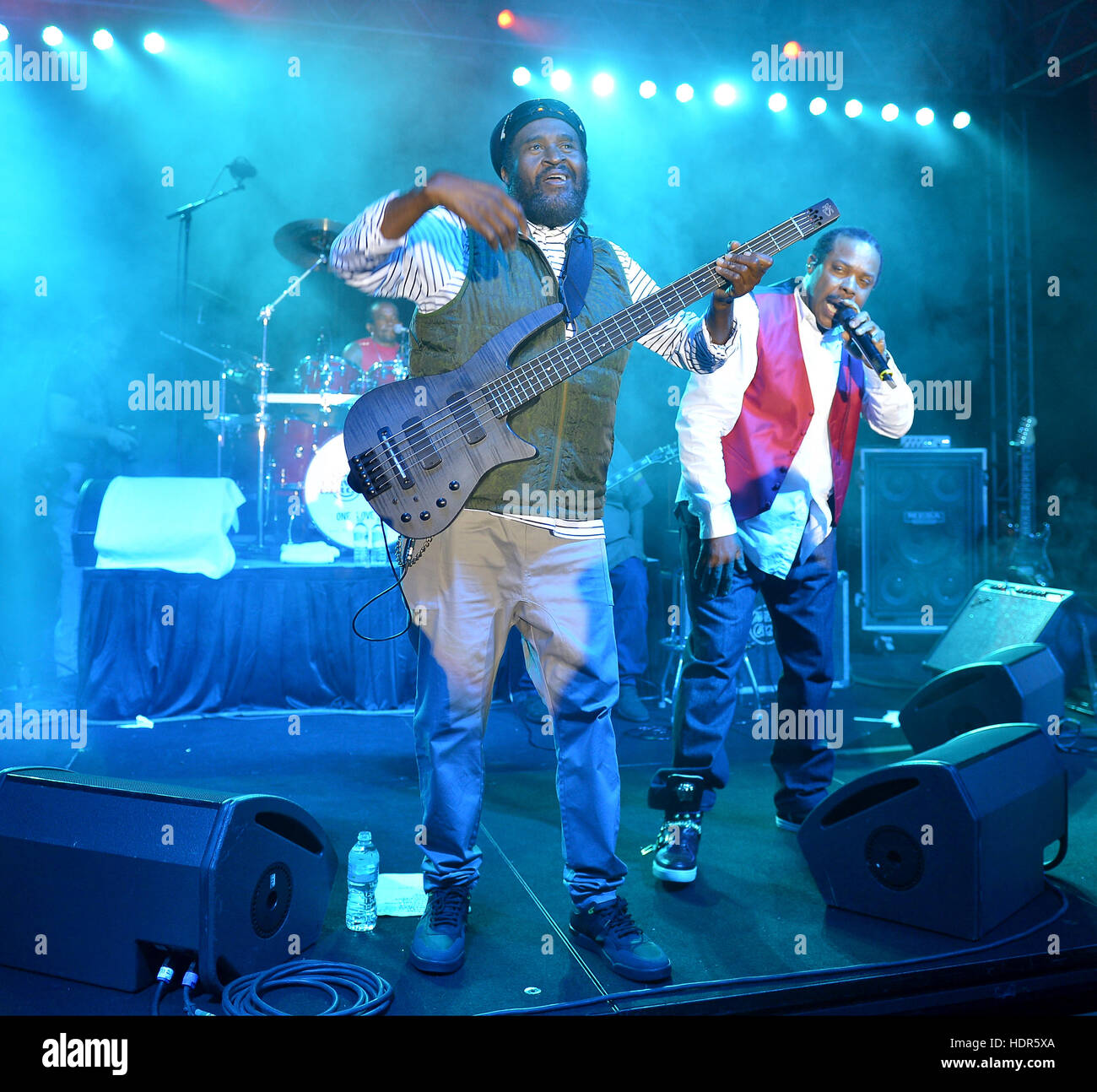 Inner Circle performing at the 16th Annual Footy's Bubbles and Bones ...
