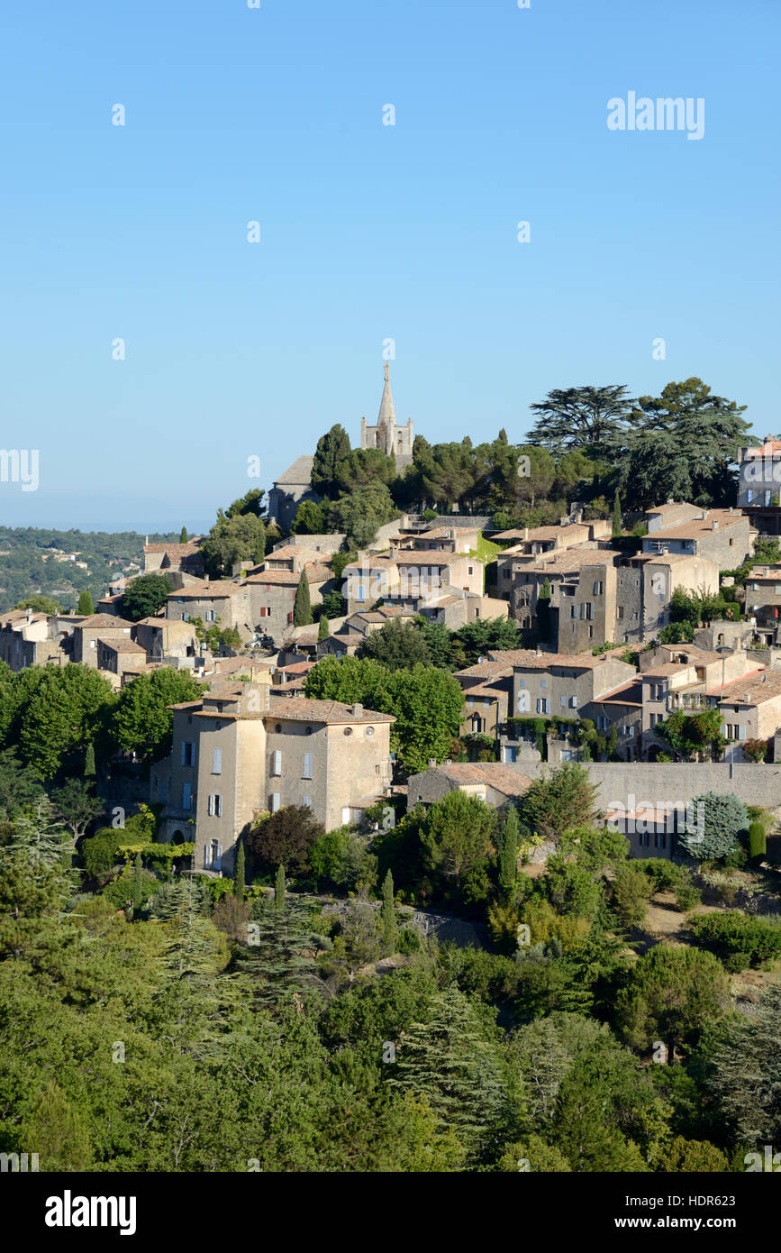 France vaucluse luberon bonnieux hilltop hi-res stock photography and ...