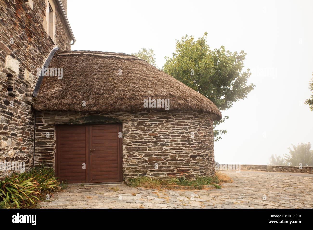 The palloza, also known as pallouza or pallaza, is a traditional ...