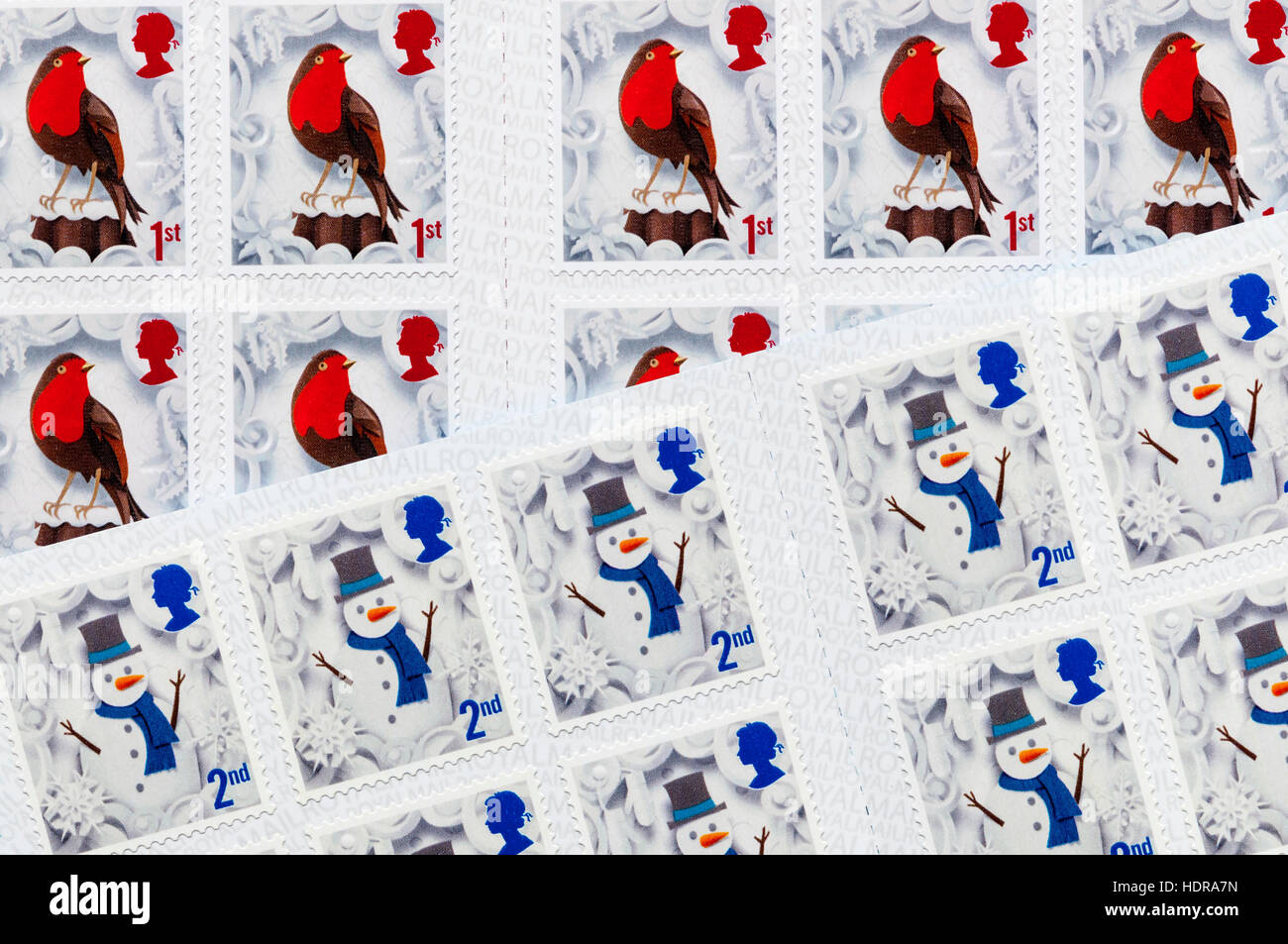 Royal mail xmas stamps hi-res stock photography and images - Alamy