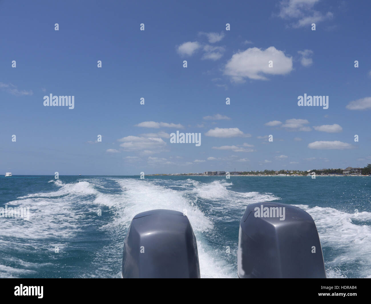 Motor sailing boat hi-res stock photography and images - Alamy