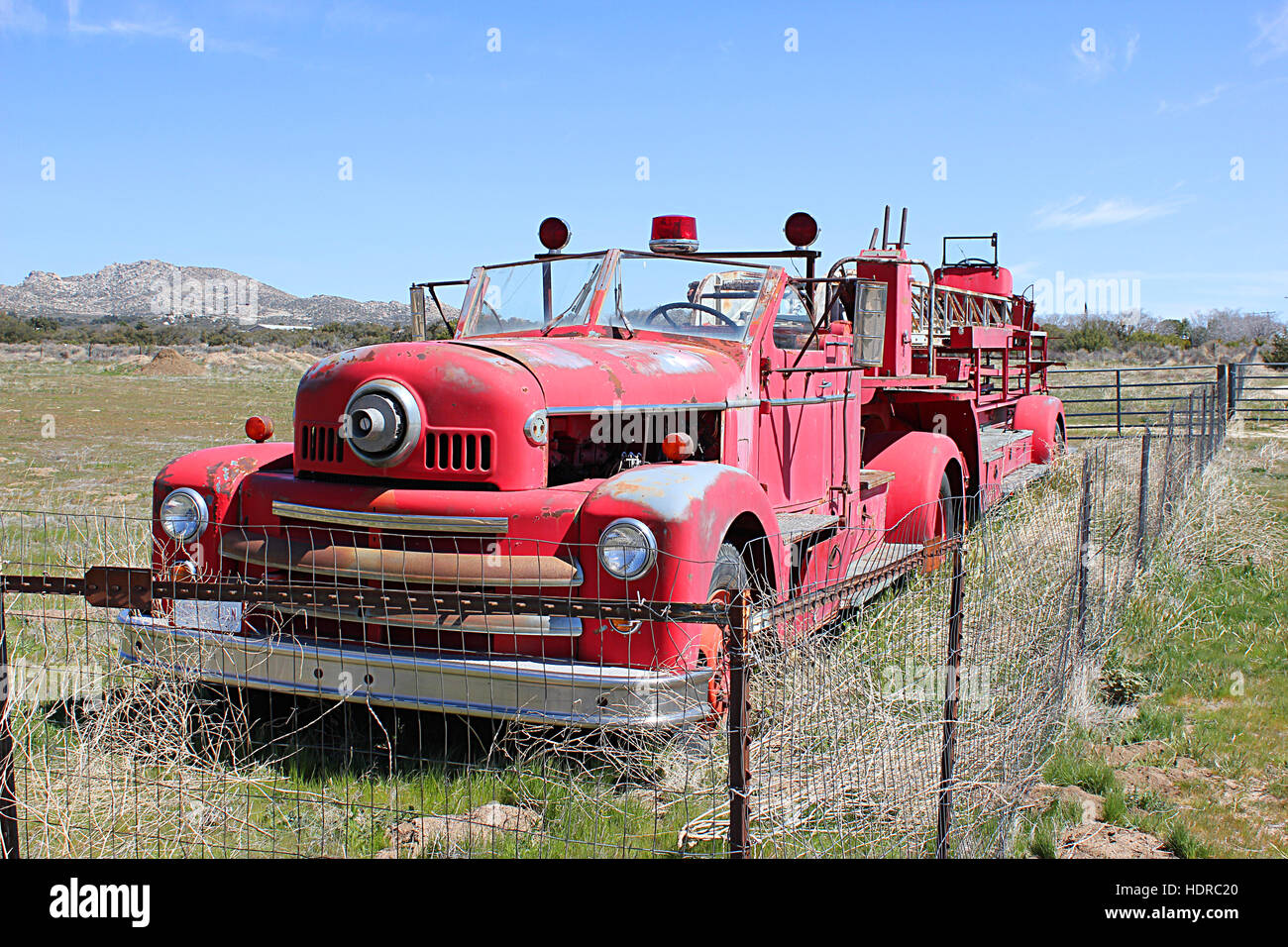 Abandoned Vintage Fire Truck Stock Photo - Alamy