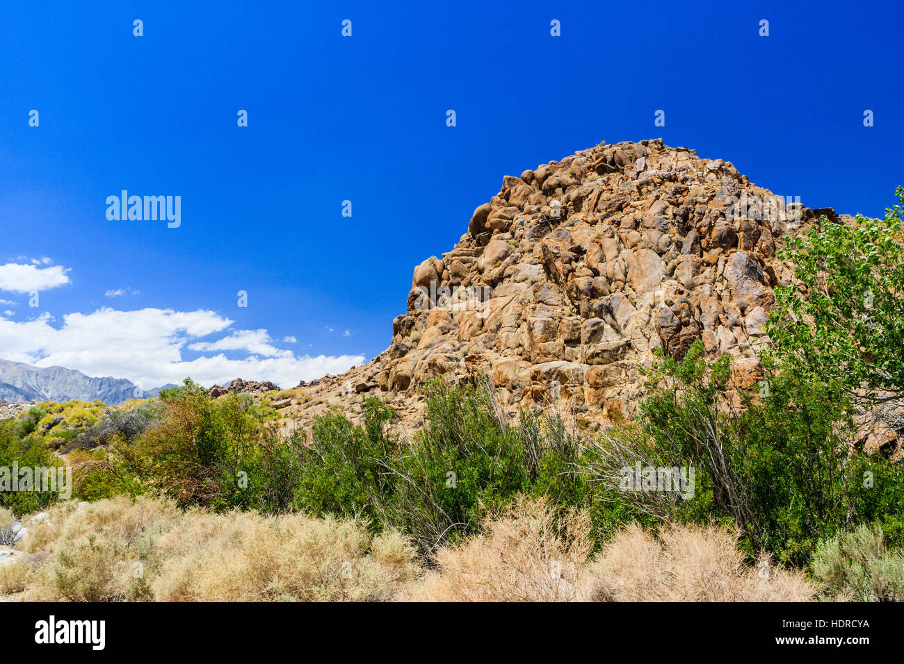 Alabama Hills are a range of hills and rock formations near the eastern ...