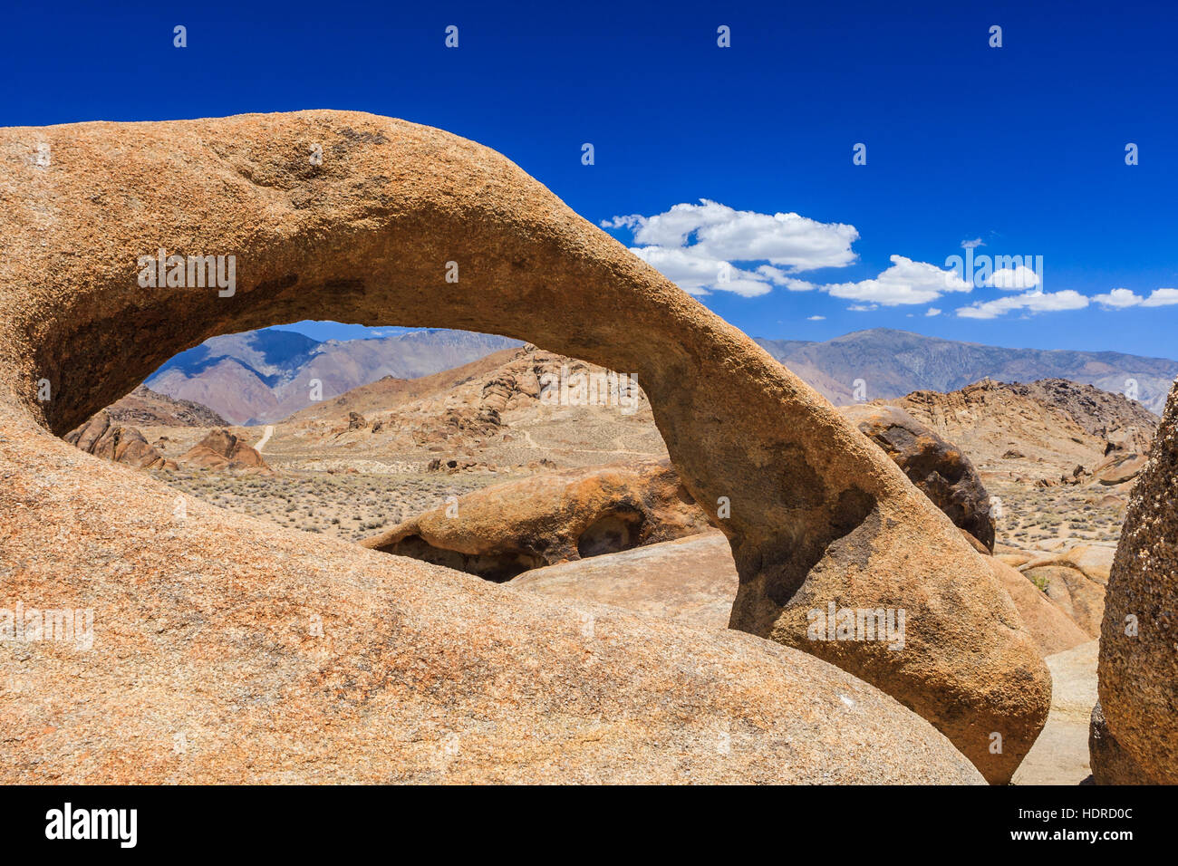 Alabama Hills are a range of hills and rock formations near the eastern ...