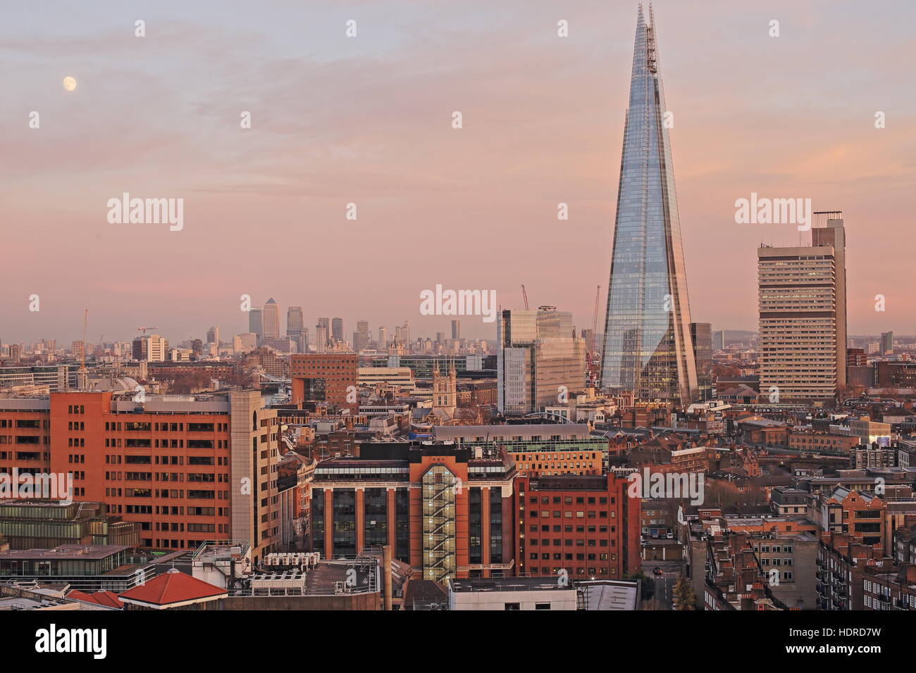 Tate modern exterior sunset hi-res stock photography and images - Alamy