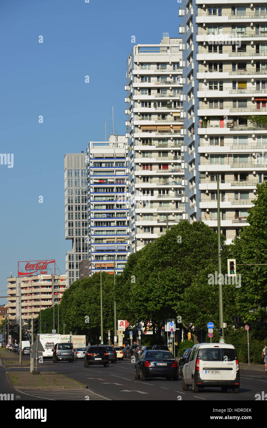Plattenbauten, Leipziger Strasse, Mitte, Berlin, Deutschland Stock ...