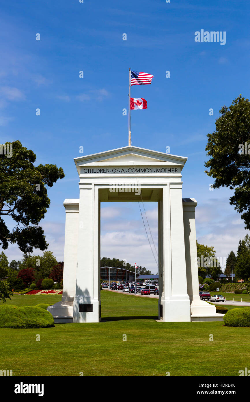 Peace arch border crossing hi-res stock photography and images - Alamy