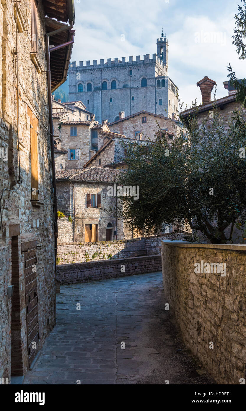 Medieval towns of europe hi-res stock photography and images - Alamy