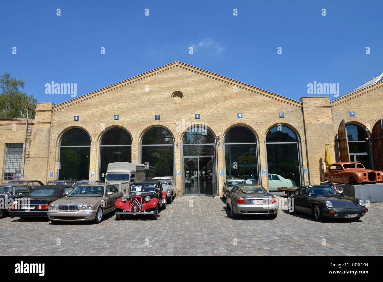 Classic remise berlin hi-res stock photography and images - Alamy