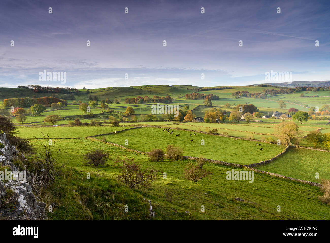 Breathtaking Derbyshire landscapes on a bright autumnal day - amazing ...