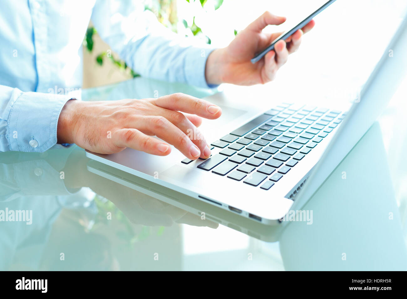 Smartphone typing keyboard close up hi-res stock photography and images ...