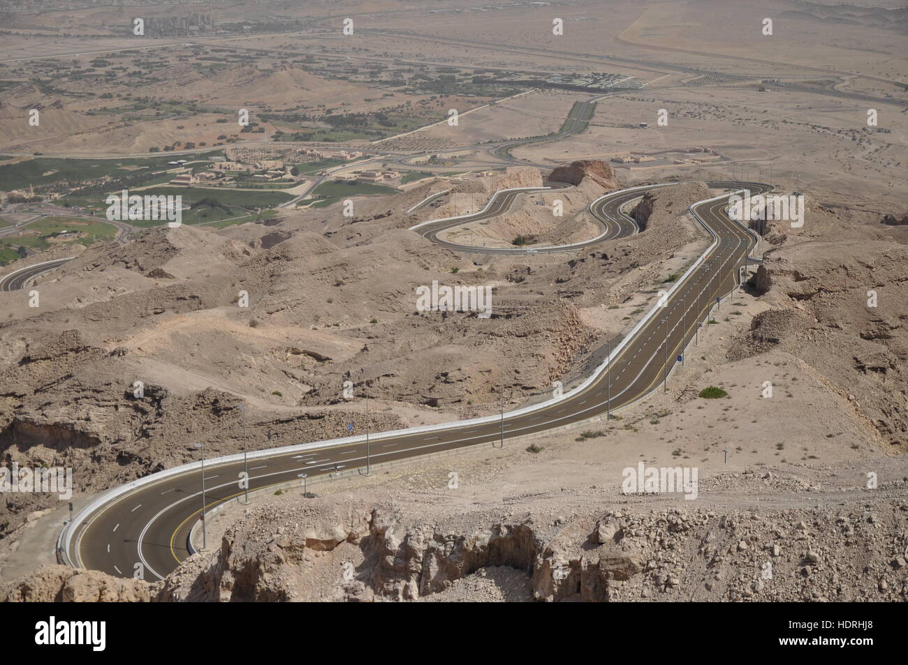 Border of the united arab emirates and oman hi-res stock photography ...