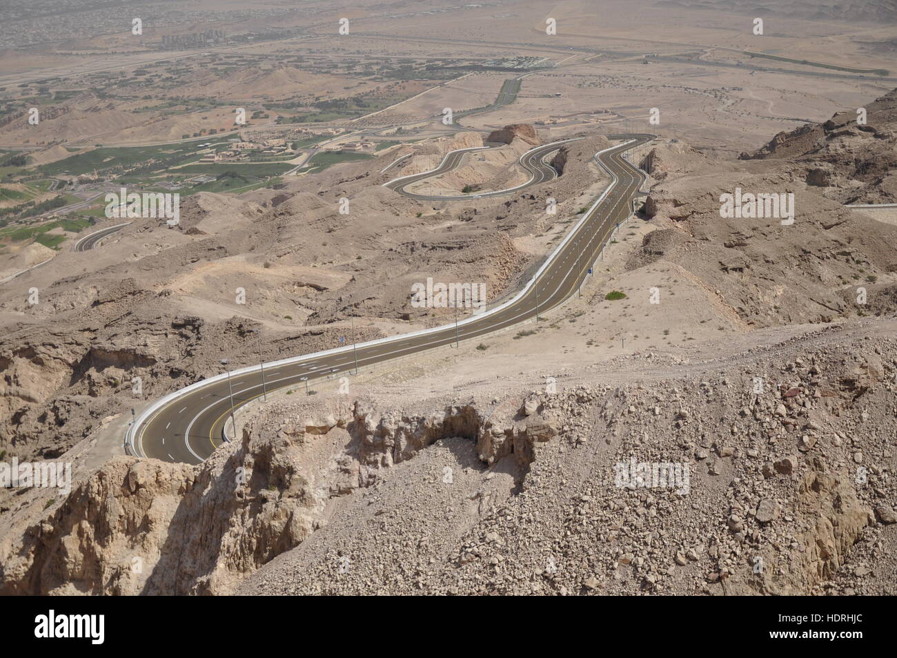 Border of the united arab emirates and oman hi-res stock photography ...