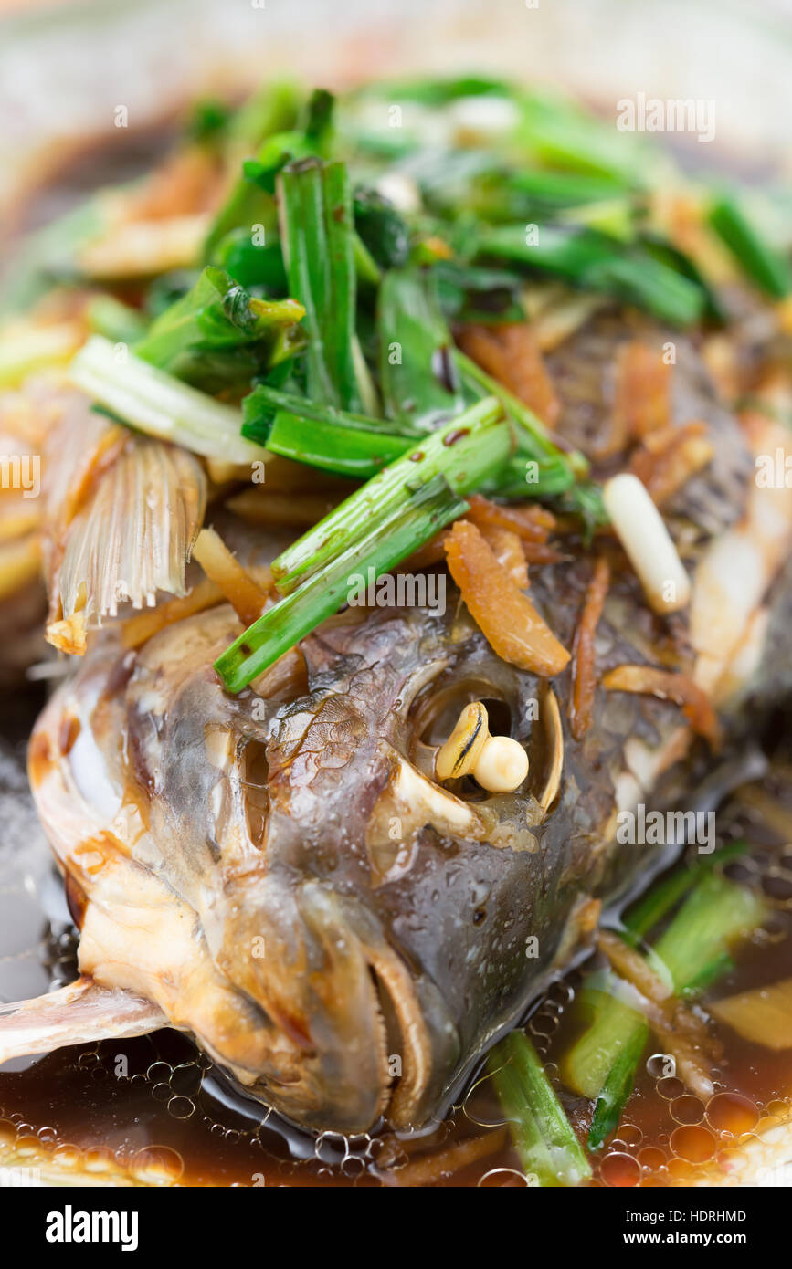Whole fish hi-res stock photography and images - Alamy