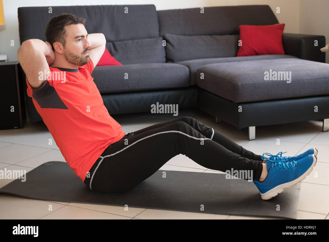 Working out at home hi-res stock photography and images - Alamy