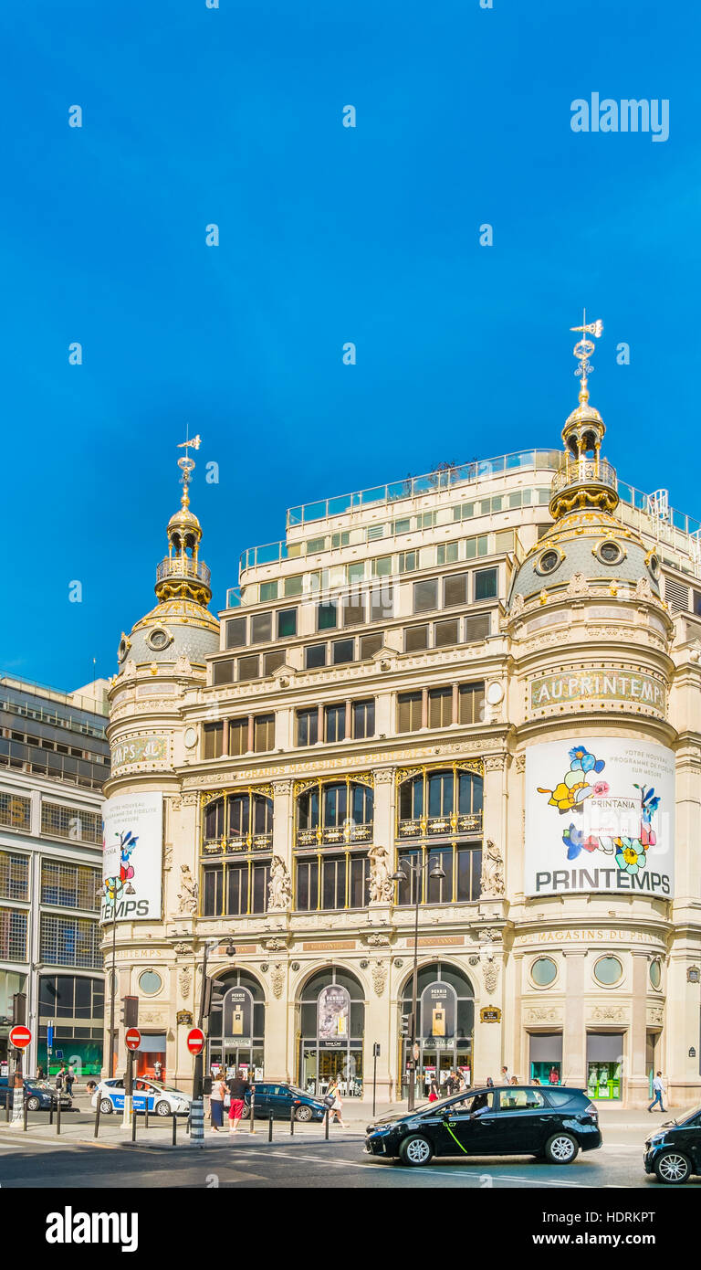 Printemps department store hi-res stock photography and images - Alamy