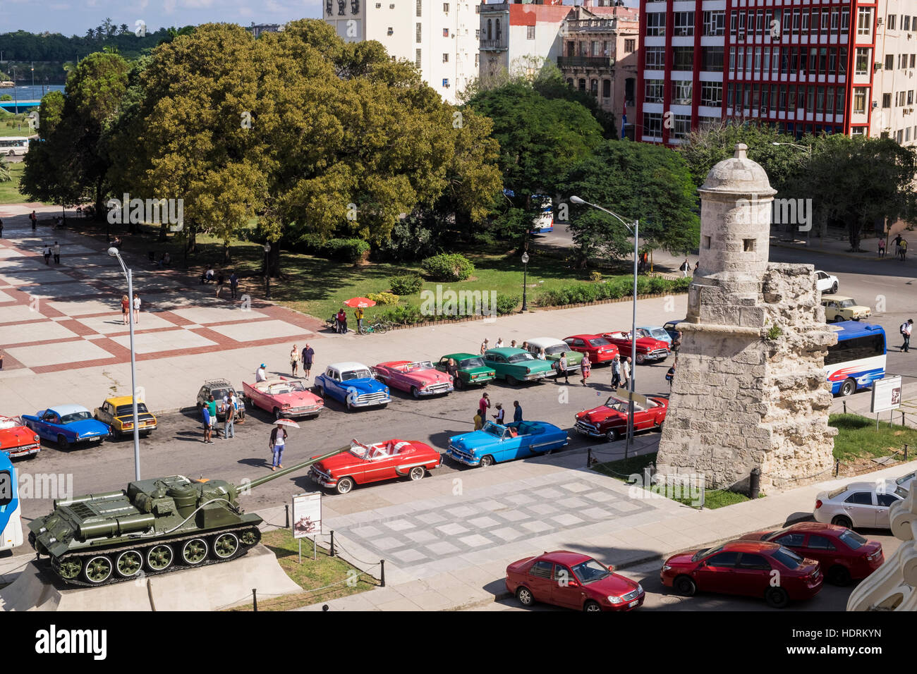 Cuban tank hi-res stock photography and images - Alamy