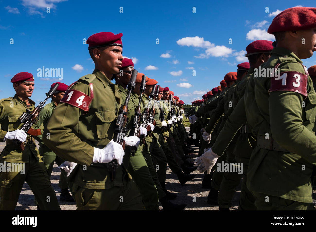 Cuban soldiers hi-res stock photography and images - Alamy