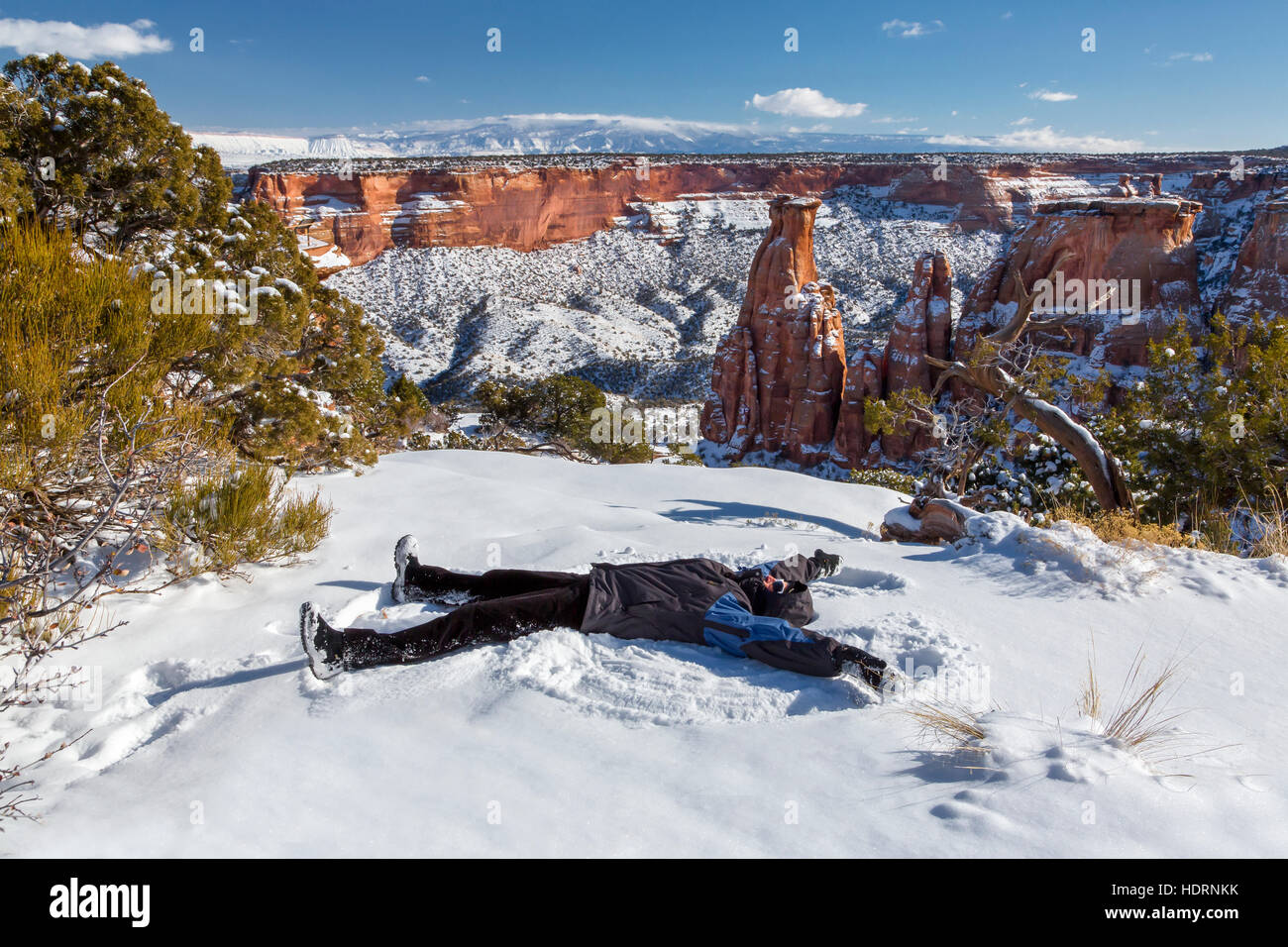 One foot of snow hi-res stock photography and images - Alamy