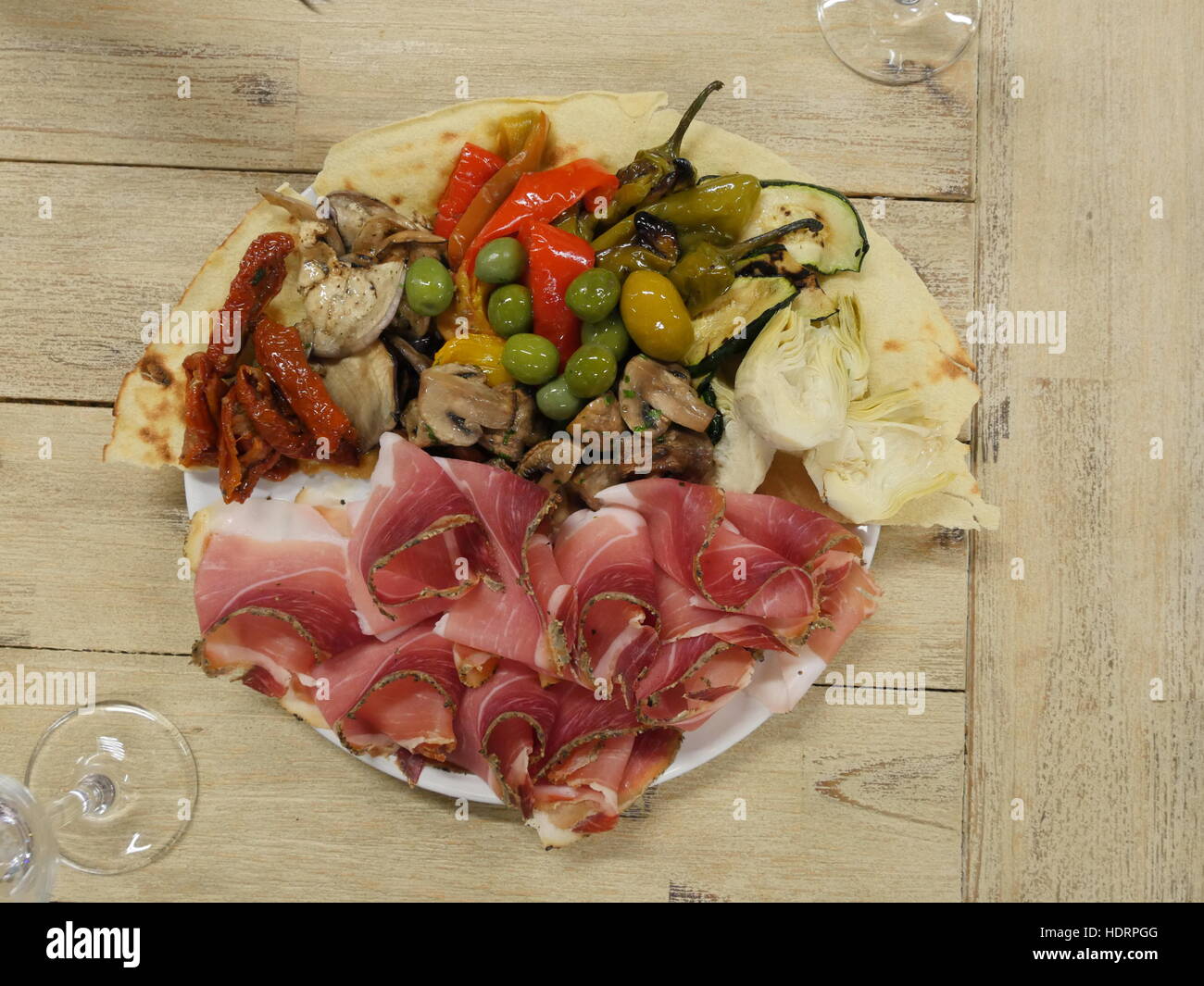 Spanish cold cuts hi-res stock photography and images - Alamy