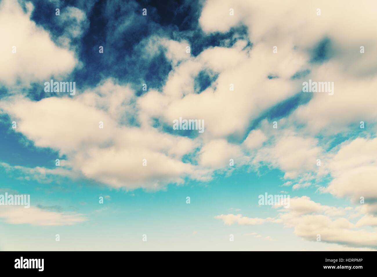 Turquoise sky hi-res stock photography and images - Alamy