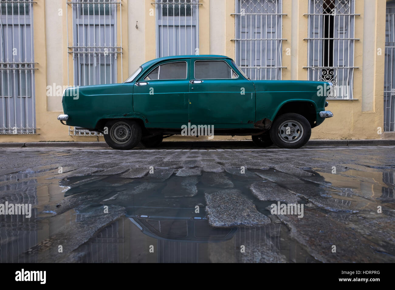 Old car rust hi-res stock photography and images - Alamy