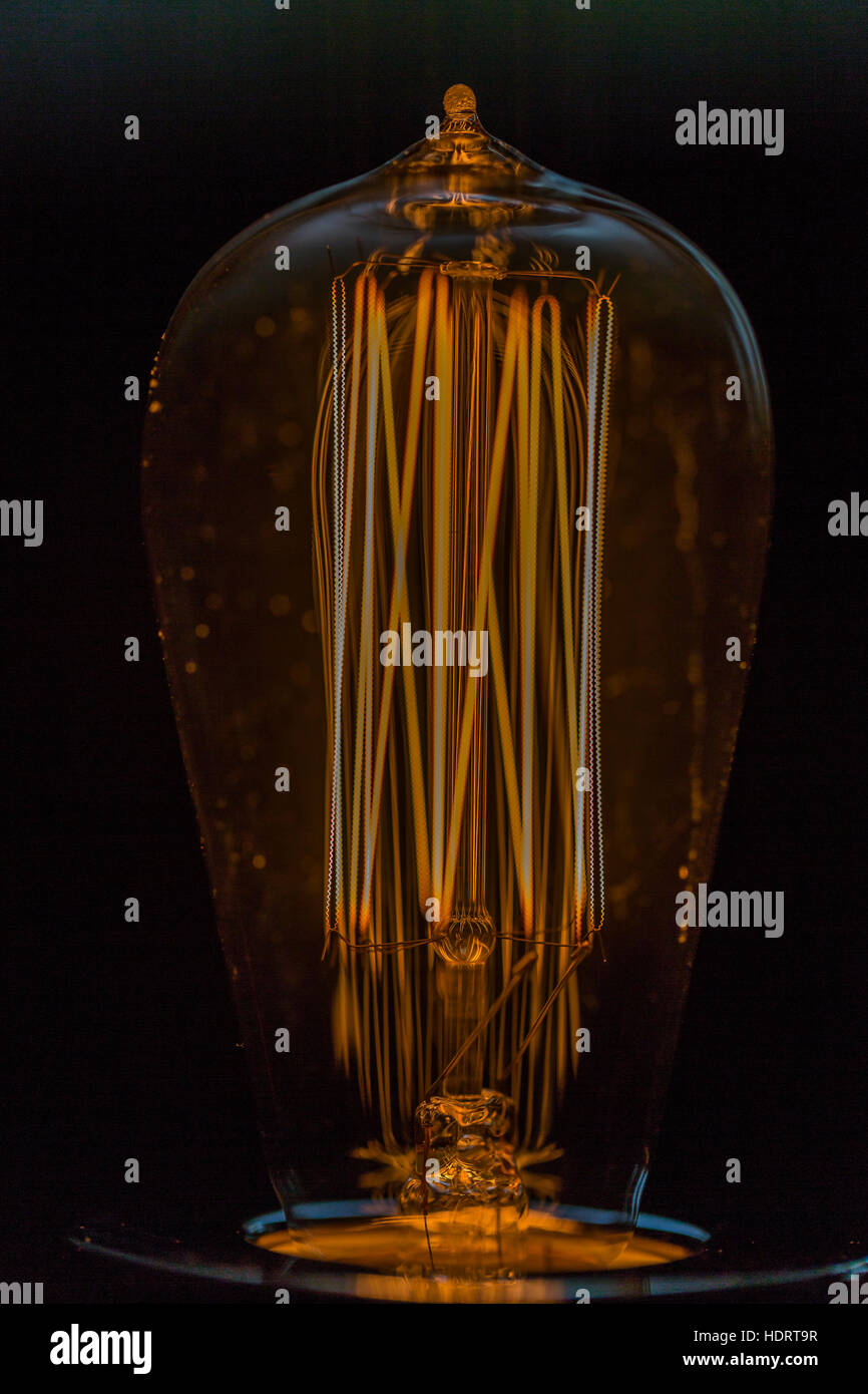 Decorative Antique Edison Style Filament Light Bulb Stock Photo - Alamy
