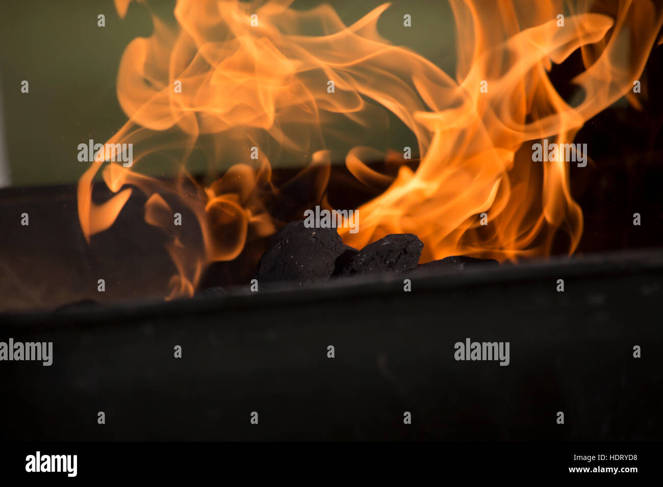 Shooting flames hi-res stock photography and images - Alamy