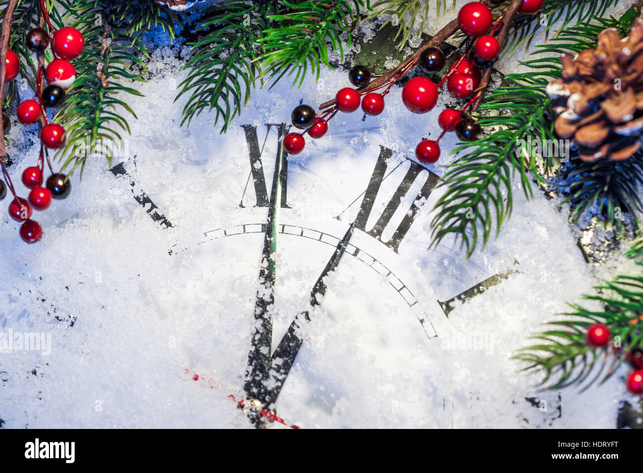 Christmas clock hi-res stock photography and images - Alamy