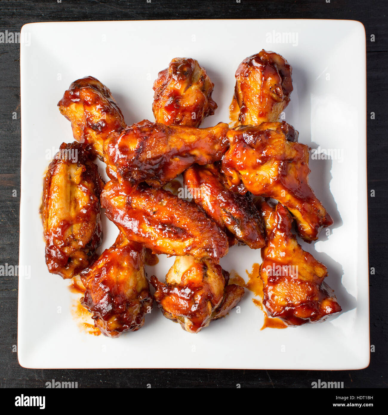 Chicken on white plate hi-res stock photography and images - Alamy