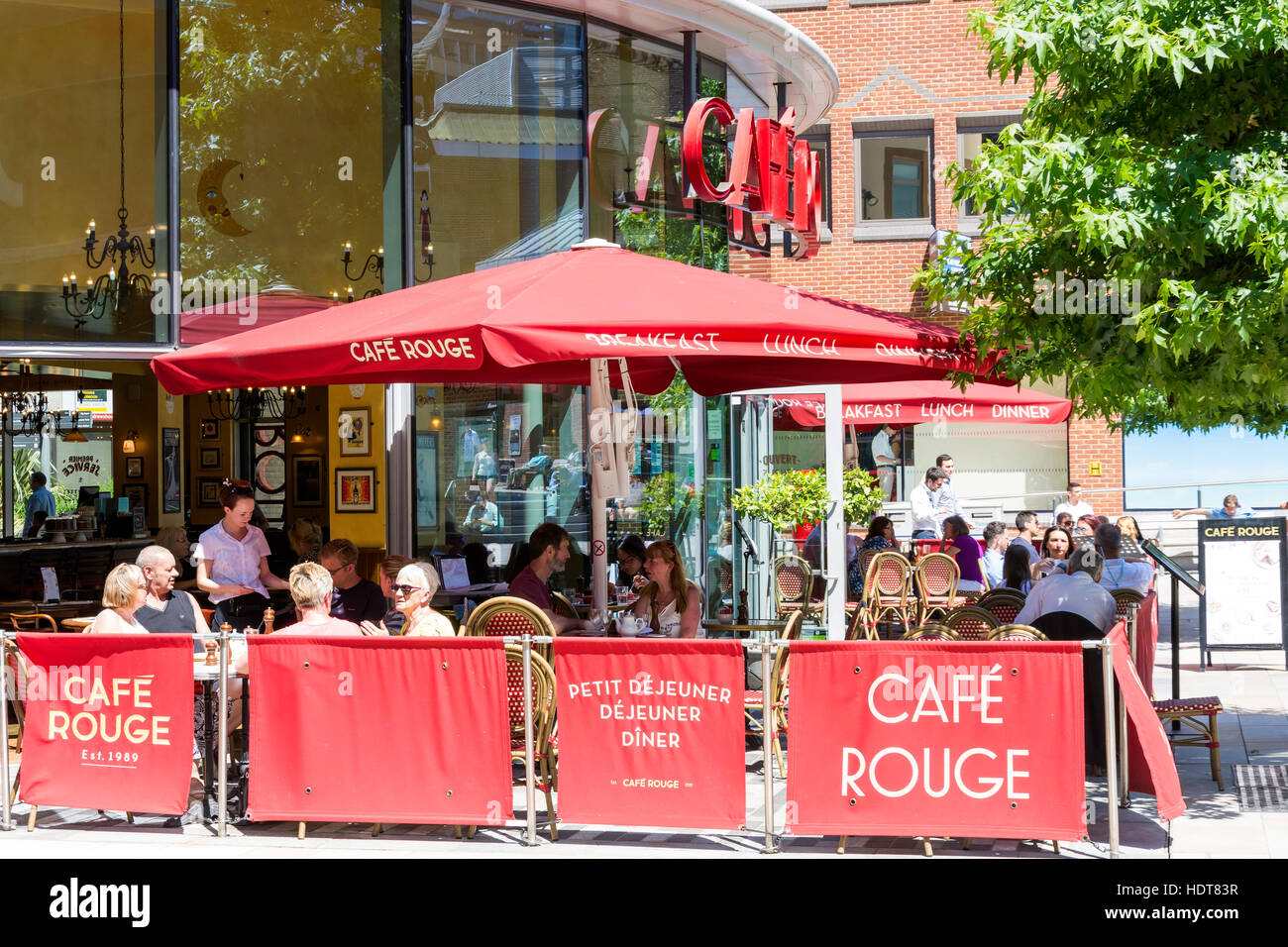 Cafe rouge hi-res stock photography and images - Alamy