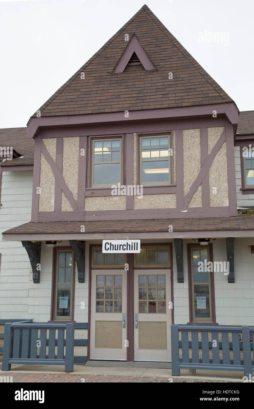 Churchill station hi-res stock photography and images - Alamy