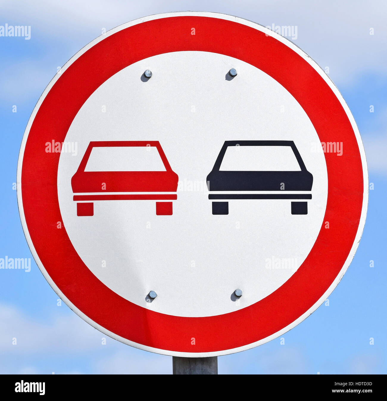 No overtaking traffic sign on the road Stock Photo - Alamy