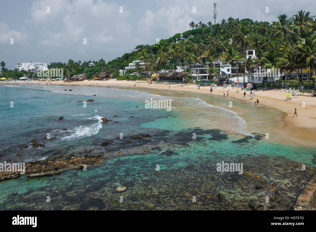 Mirissa bay with rocks hi-res stock photography and images - Alamy